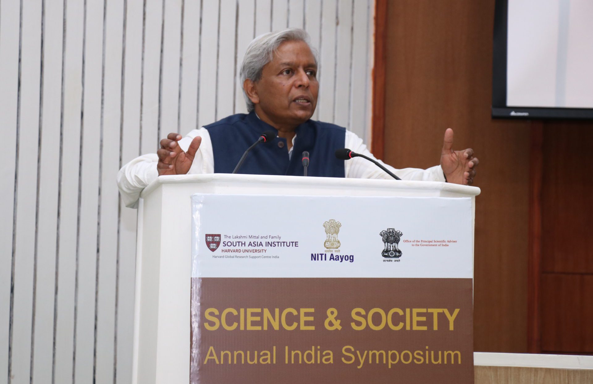 5 Ways to Promote Scientific Advancement in India • The Lakshmi Mittal ...